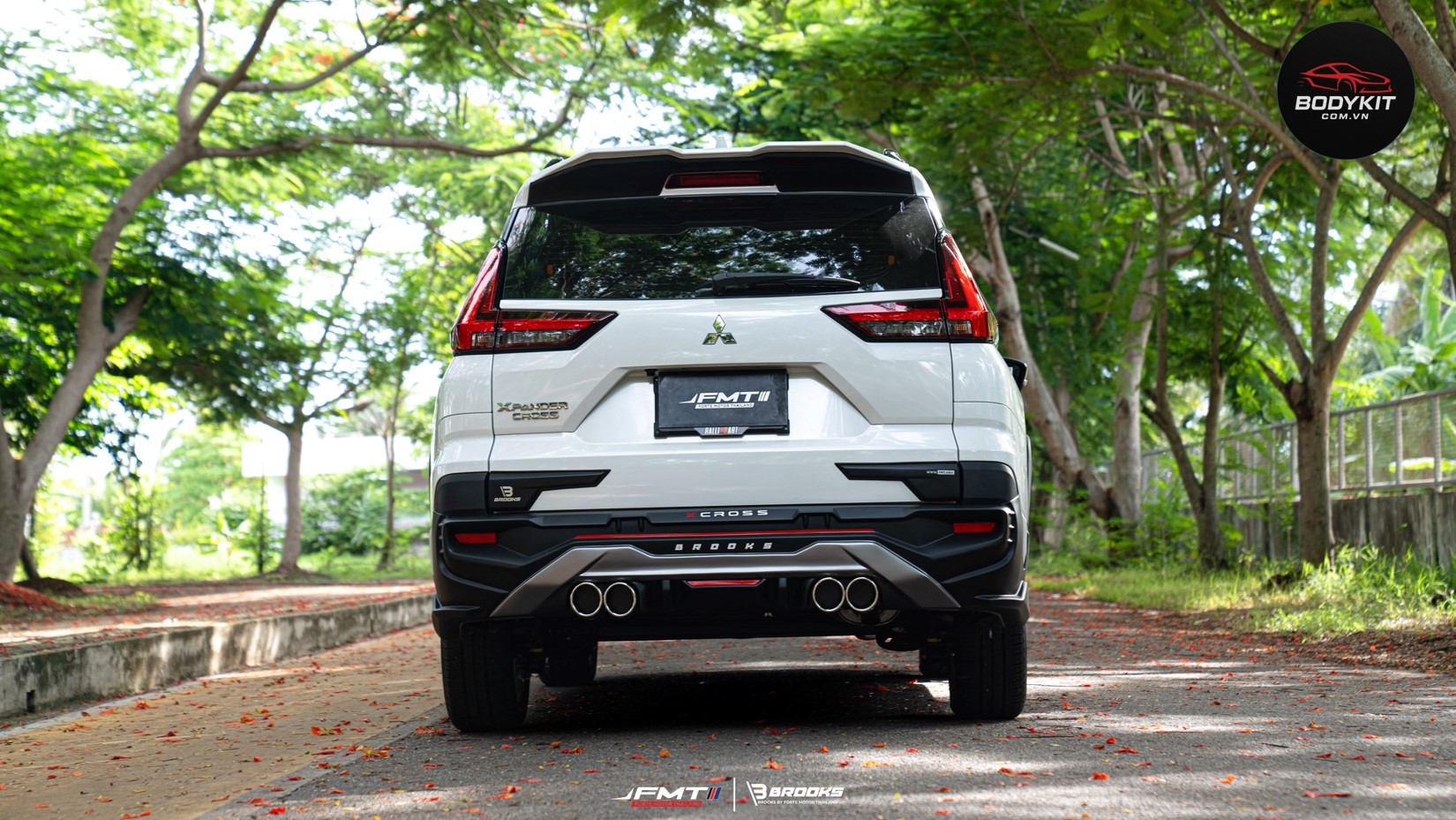Body kit Mitsubishi Xpander Cross 2023 - 2025 mẫu BROOKS