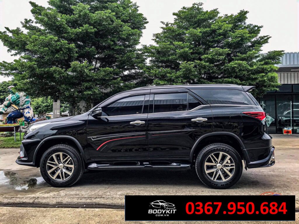 Bộ Bodykit Access (Set 8 Món) cho Toyota Fortuner 2016-2019 đủ màu