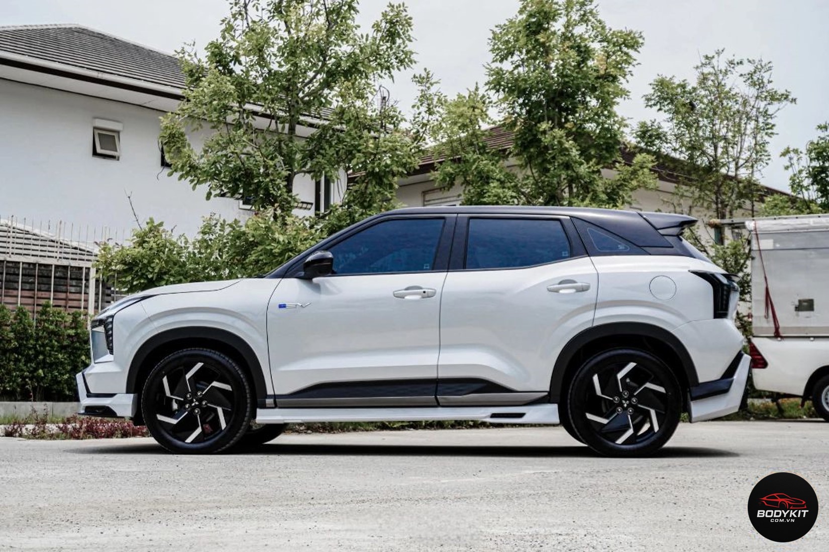 Báo giá TOP 7 mẫu body kit Mitsubishi XForce đẹp nhất 2025